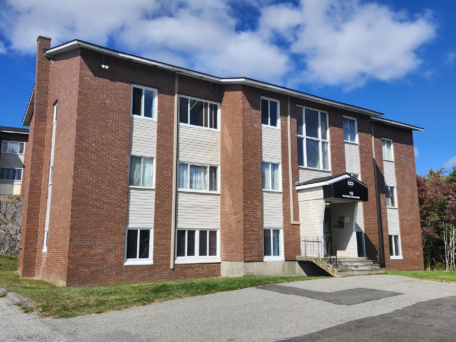 19 Reading Crescent - 5 Saint John, NB E2H 2A6 | Canadian Home Rentals Inc