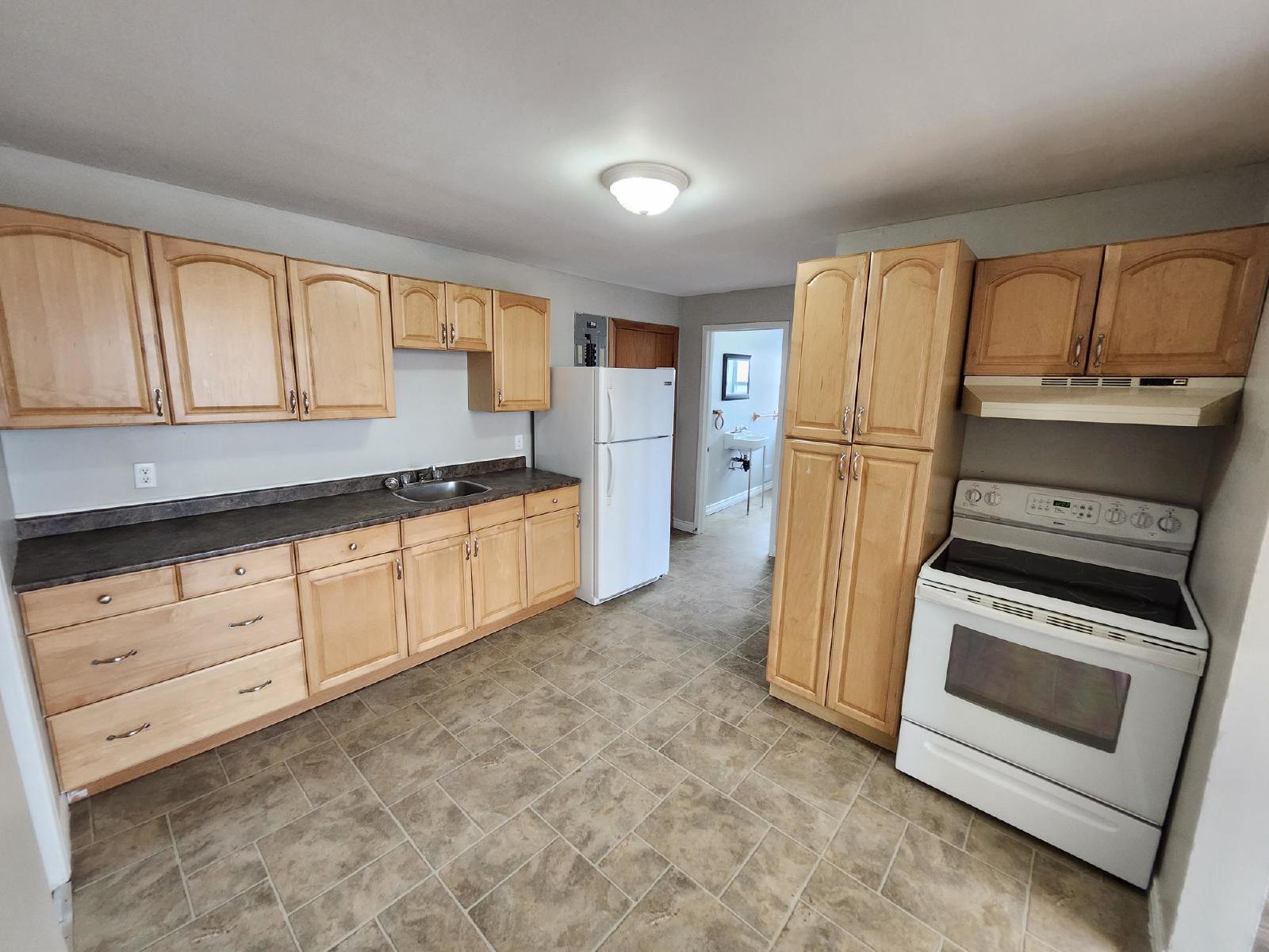 243 Ludlow St - 5 Saint John, NB E2M 1E3 | Canadian Home Rentals Inc